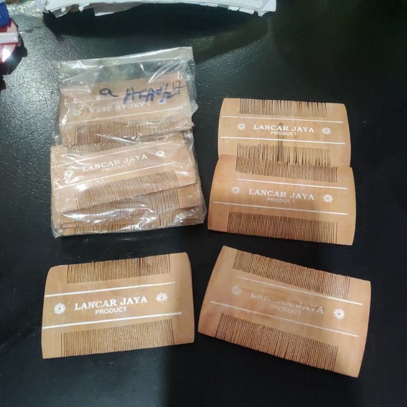 Jual Sisir kutu kayu sirit serit rambut bagus murah | Shopee Indonesia