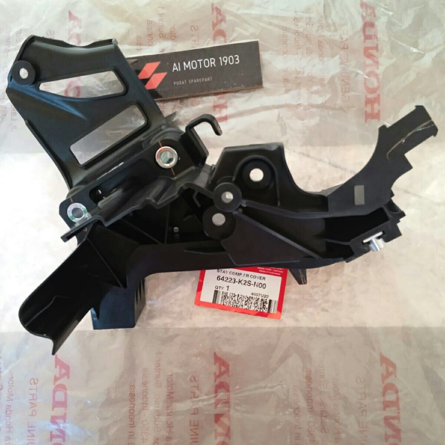 Jual STAY COMP DUDUKAN PANEL TEBENG DEPAN VARIO 160 64223-K2S-N00 ...