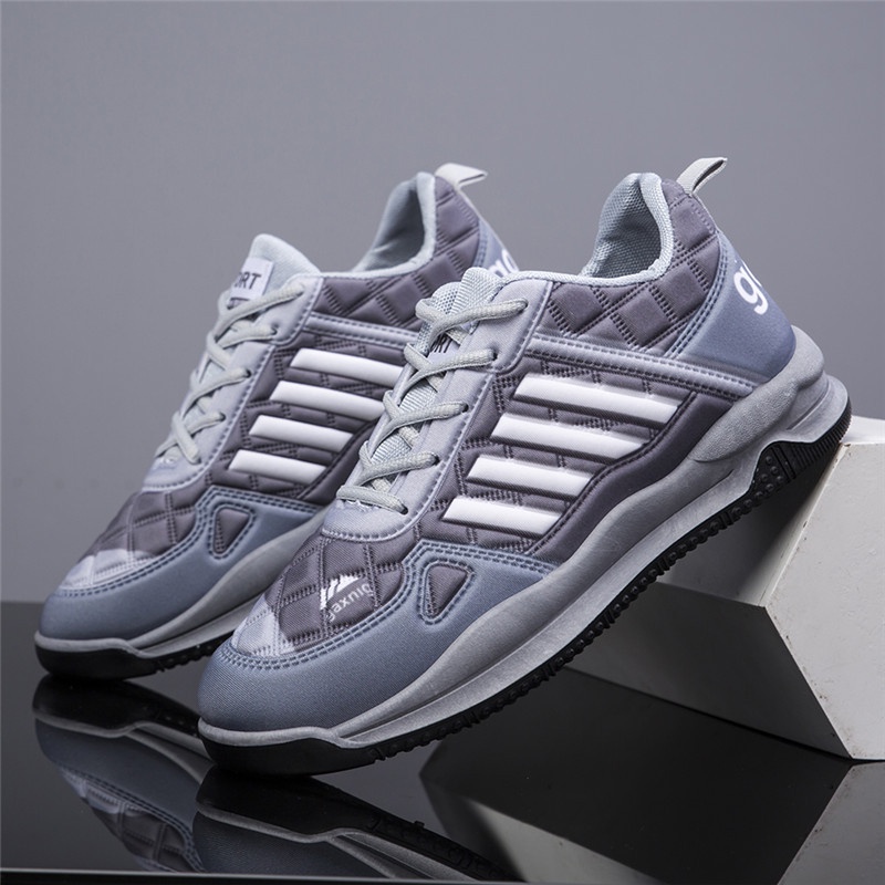 Jual Sepatu sneakers pria sporty sepatu olahraga dan joging sepatu pria ...