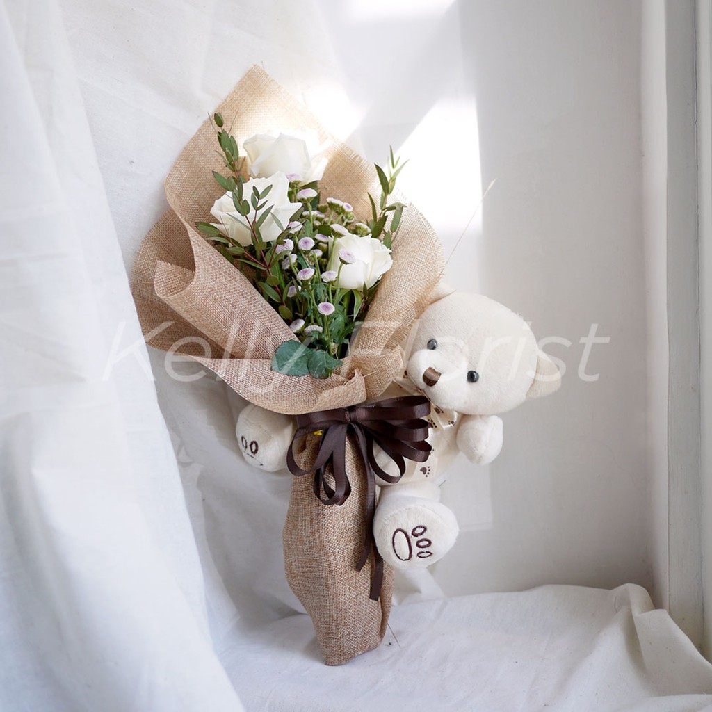 Jual Hand Bouquet Fresh Flower / Buket Bunga & Boneka Segar Import ...