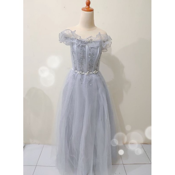 Jual Gaun prewedding prom night wisuda party DISEWAKAN | Shopee Indonesia