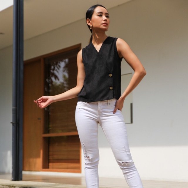 Jual EMMA VEST baju murah | Shopee Indonesia