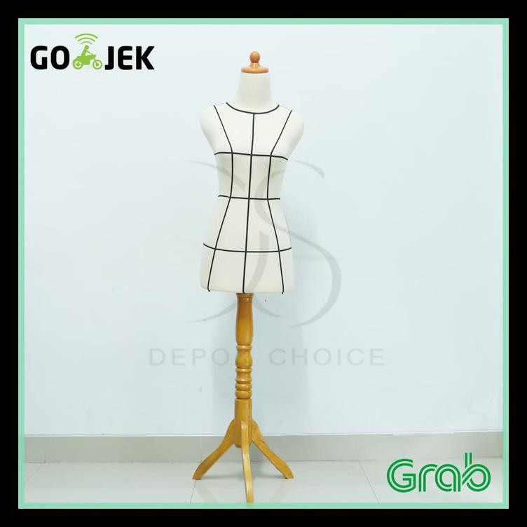 Jual ORIGINAL MANEKIN DM POLA KREM TIANG KAYU | MANEKIN JAHIT - TUTUP ...
