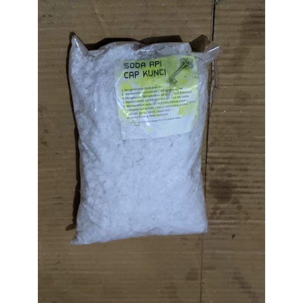 Jual Kaustik Soda / Soda Api 1kg NaOH pembersih saluran air (SP ...