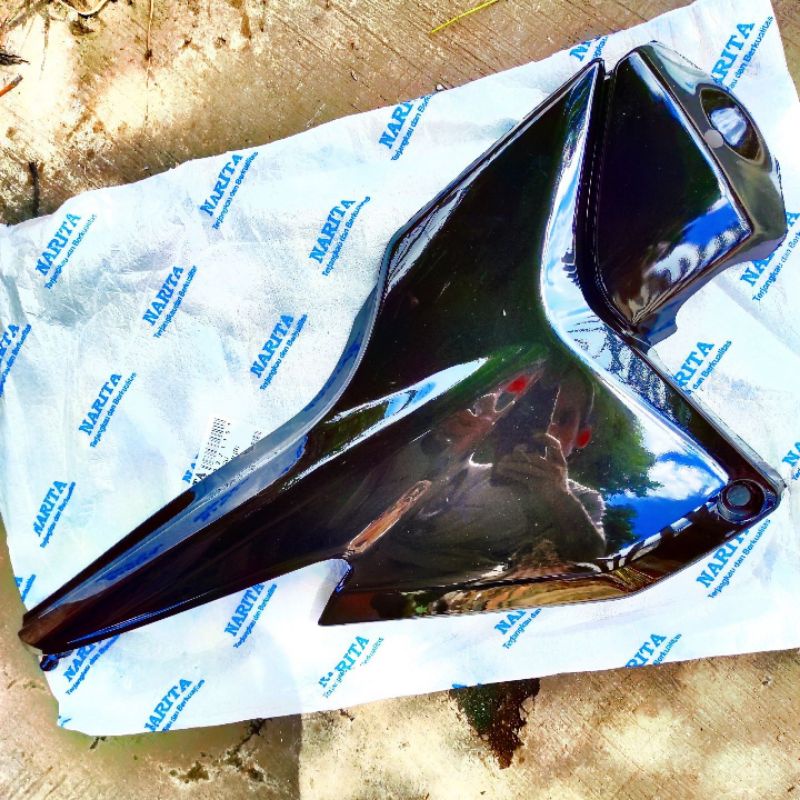 Jual cover box aki tutup aki megapro Primus kanan | Shopee Indonesia