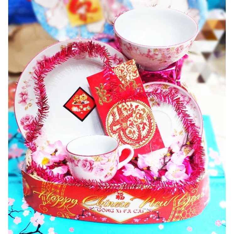 Jual Hampers Imlek set piring sakura parcel | Shopee Indonesia