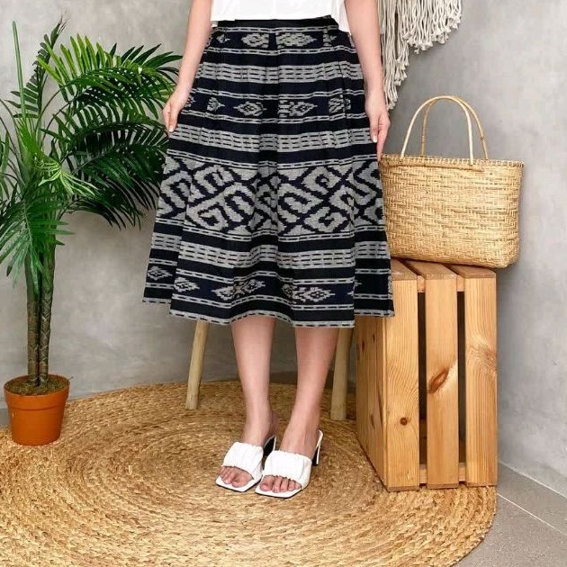 Jual rok tenun terbaru - rok tenun blangket jepara - rok wanita - baju ...