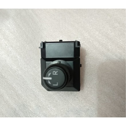 Jual switch mirror Innova reborn | Shopee Indonesia