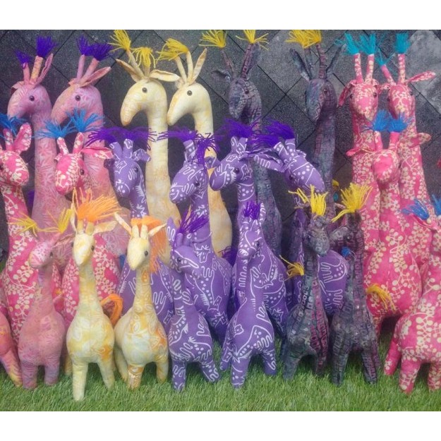 Jual Boneka Batik Hewan Jerapah 25cm - motif sesuai stok yg ready ya ...