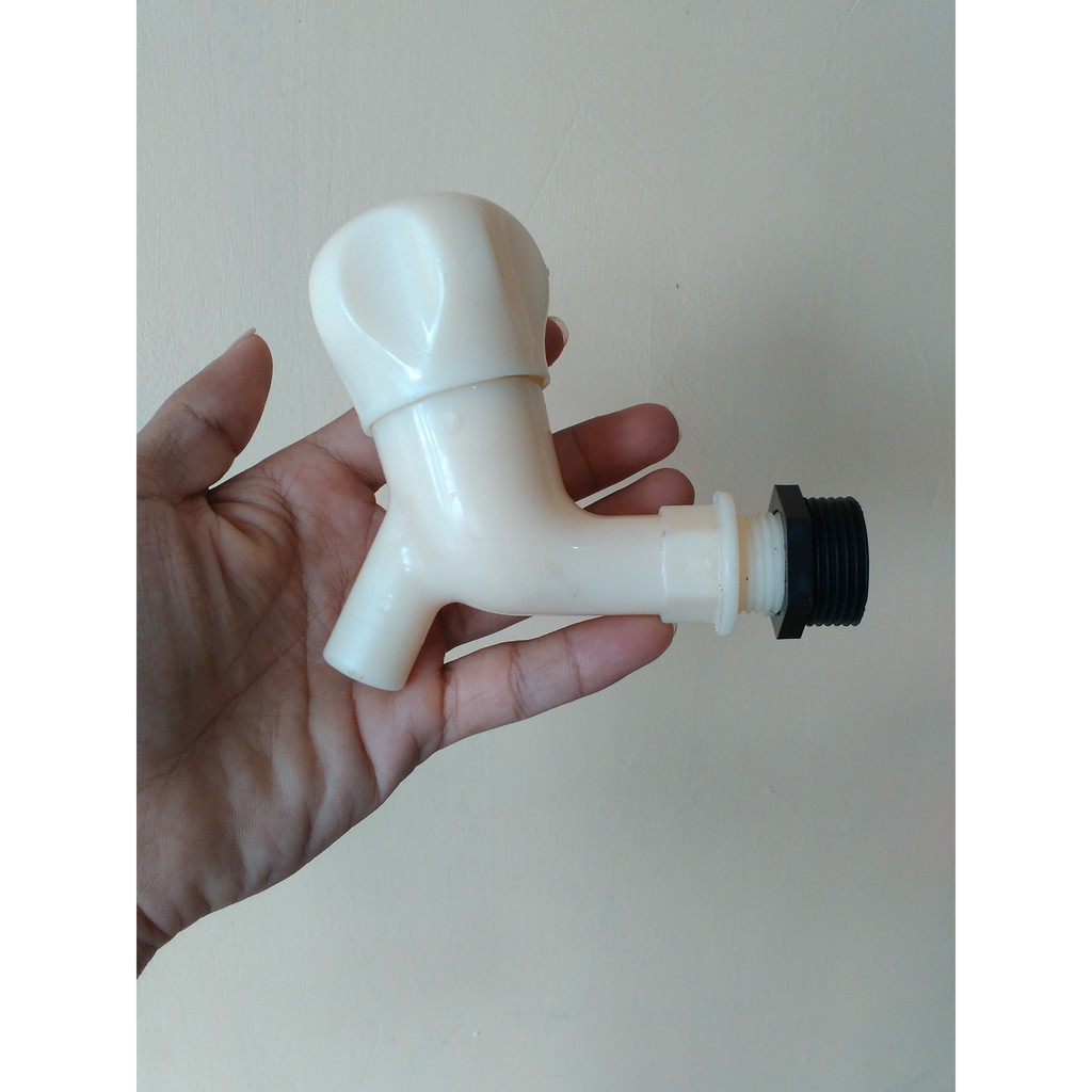 Jual Keran / Kran Air / Kran Tembok Bulat PVC 1/2" 3/4" Yozuri | Shopee ...