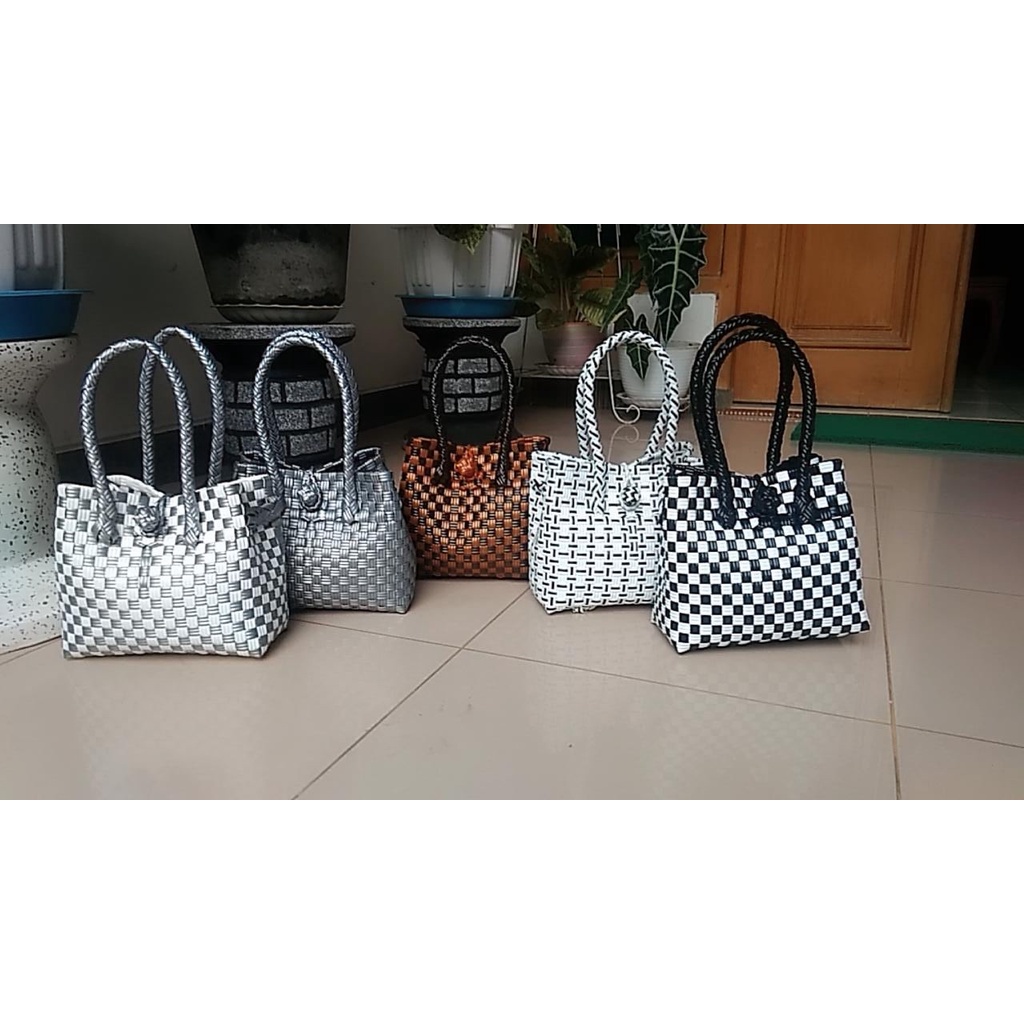 Jual tas anyam jali / tas anyam plastik | Shopee Indonesia