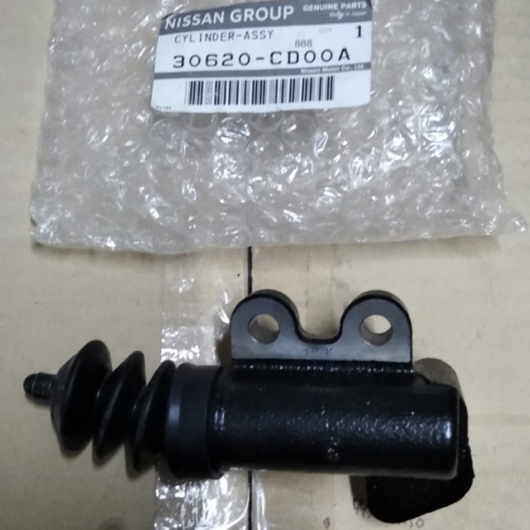 Jual MASTER KOPLING BAWAH NISSAN NAVARA D23 30620-CD00A ORISINIL ...