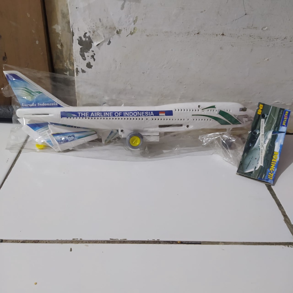 Jual Mainan Pesawat Terbang Garuda Indonesia Citilink Batik Air Lion ...