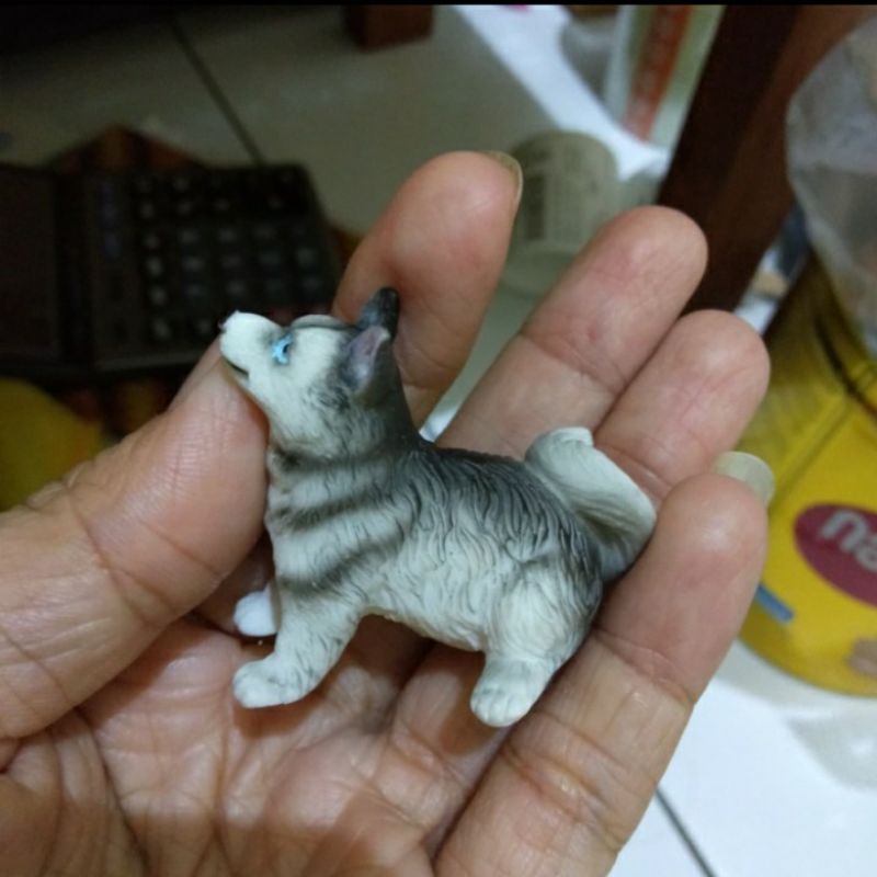 Jual Miniatur Anak Anjing Siberian Husky | Shopee Indonesia