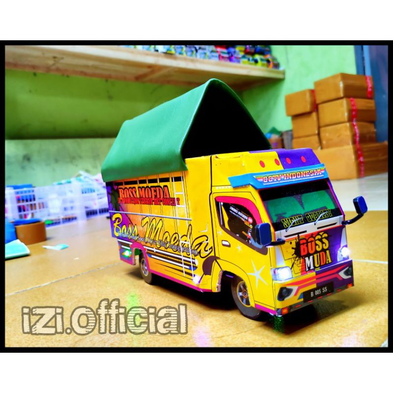 Jual Miniatur Truk Bos Muda Dan Bos Kecil P-30 Dilengkapi dengan Lampu ...