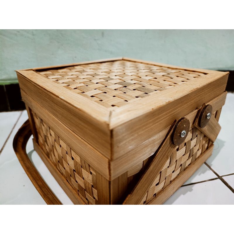 Jual Box Tangkai Bambu Anyaman 22cm | Kotak Tangkai Anyaman 22x22 cm ...