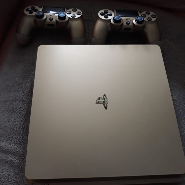 Jual PS4 edisi spesial Gold Second | Shopee Indonesia