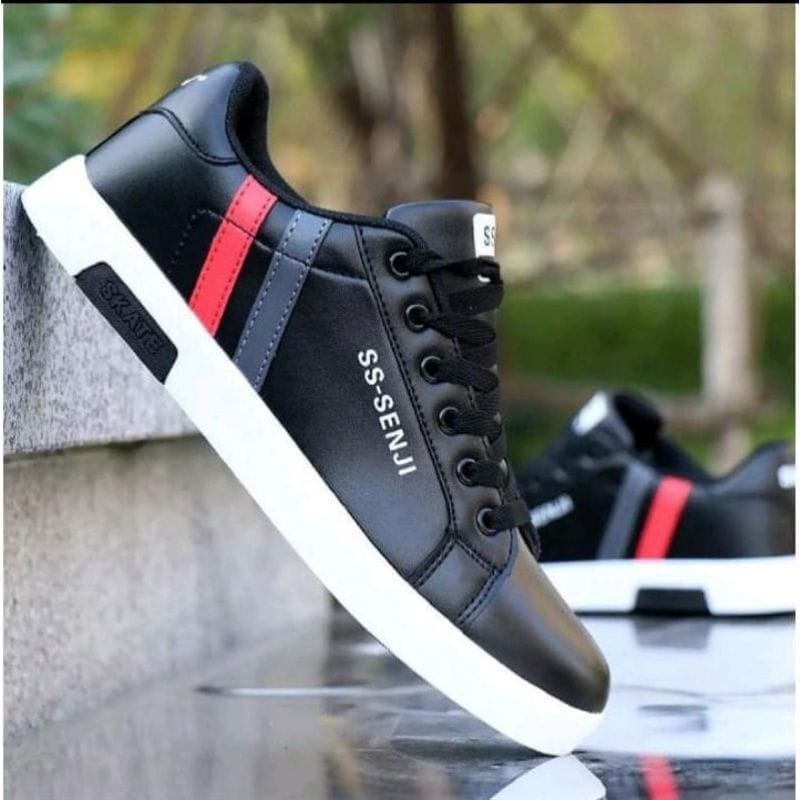 Jual Sepatu Casual Pria Sepatu Sneakers Cowok Senji Sepatu Santai Laki ...