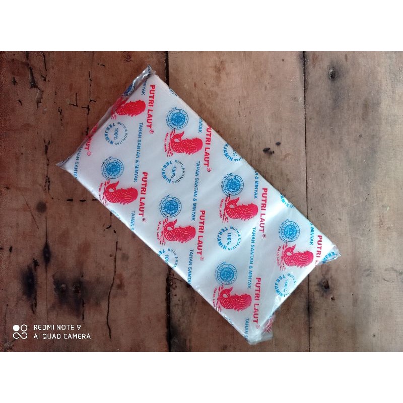 Jual Plastik Es Batu/ Plastik PE ukuran 11x 22 merek sesuai stok ...