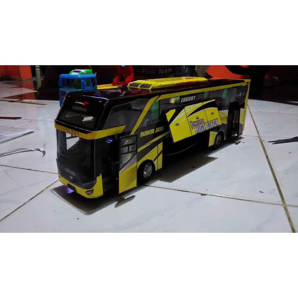 Jual Miniatur bis dan bus subur jaya angel matic miniatur bis ...