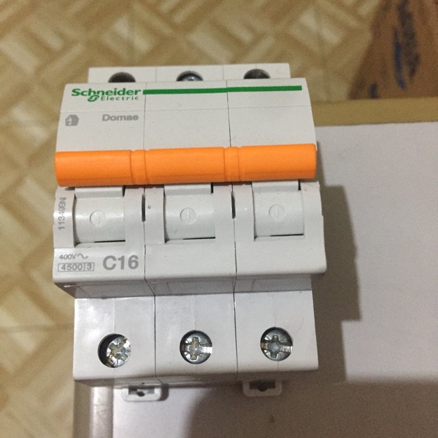 Jual MCB 3phase 16A Schneider | Shopee Indonesia