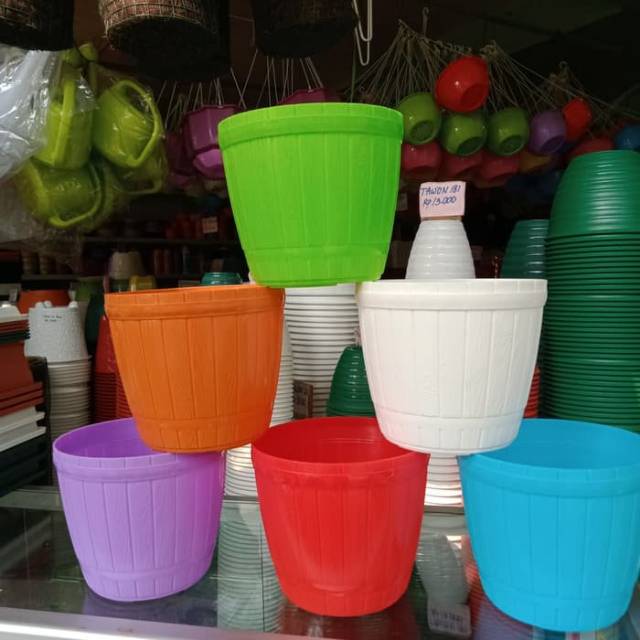 Jual Pot bunga warna warni lovenia 22cm - gentong kayu | Shopee Indonesia