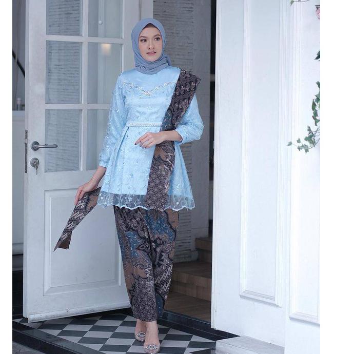 Jual Serbuuuu.. New Arrival Set Couple Kebaya Arunika Blue Kebaya ...