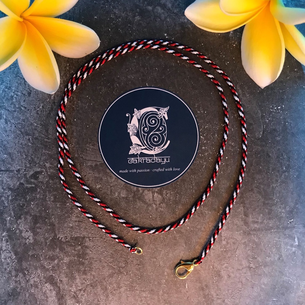 Jual CAKRADAYU Kalung Tridatu Polos variasi Capit Emas Gold khas Bali ...