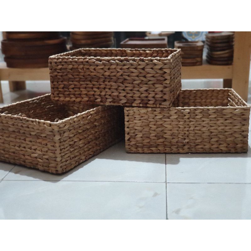Jual Box Eceng Gondok Rangka Besi/Kotak Anyaman serbaguna | Shopee ...