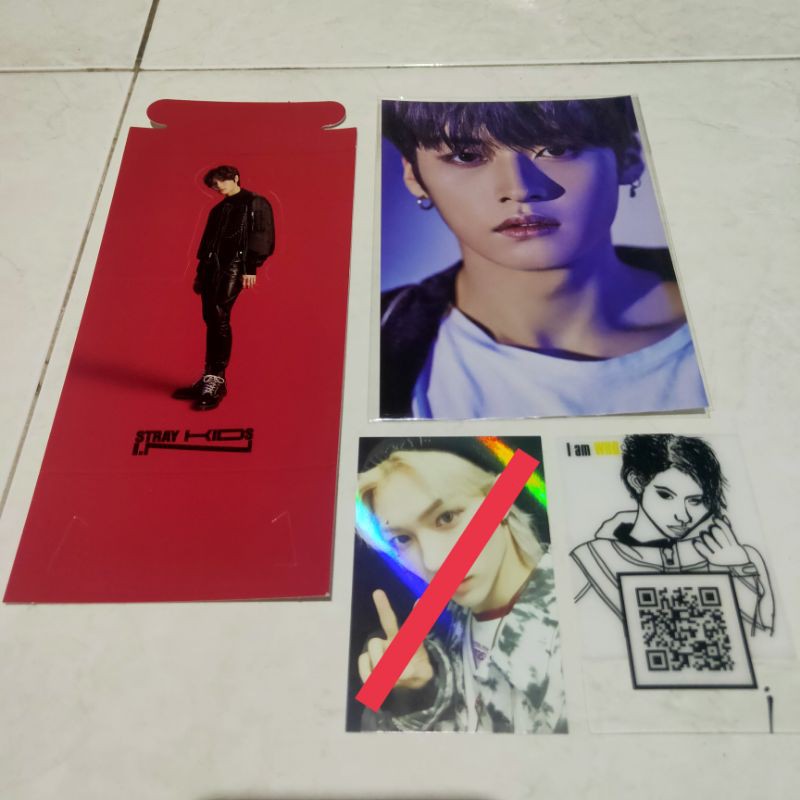 Jual (OFFICIAL) STRAY KIDS GO LIVE STANDEE JEONGIN + YELLOW WOOD ...
