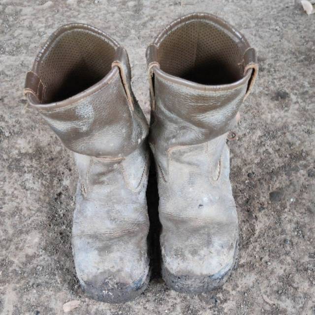 Jual Sepatu bekas | Shopee Indonesia