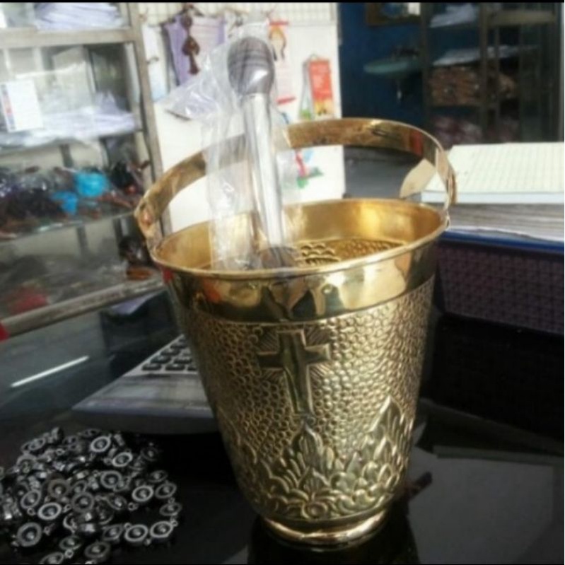 Jual Aspersorium Tempat Air Suci Kuningan+Hisop (Sedang) | Shopee Indonesia