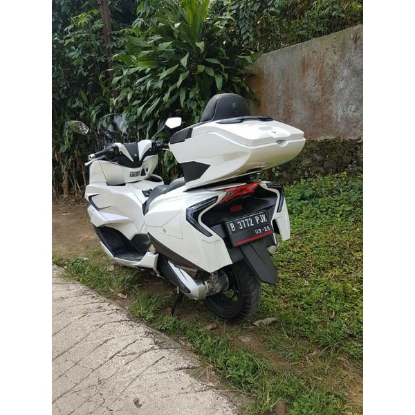 Jual Topbox Box Tengah Honda PCX 160 Model Goldwing | Shopee Indonesia