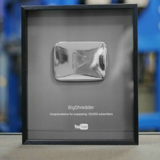 Jual SILVER PLAY BUTTONS / GOLD PLAY BUTTONS / HARGA MURAH KUALITAS OKE ...