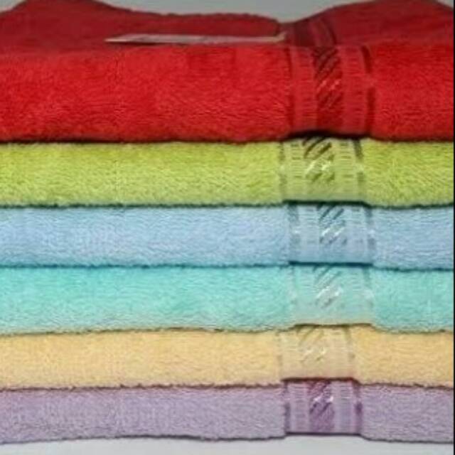 Jual Handuk Merah Putih 30x70 30 x 70 cm salon sport | Shopee Indonesia