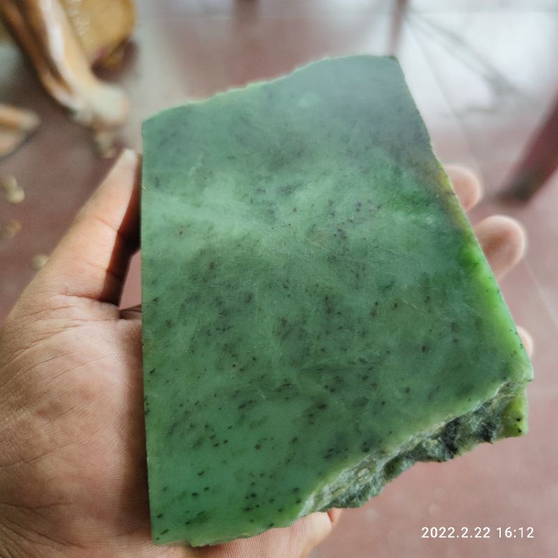 Jual BATU GIOK NEPHRITE LEMPENGAN 1KG | Shopee Indonesia