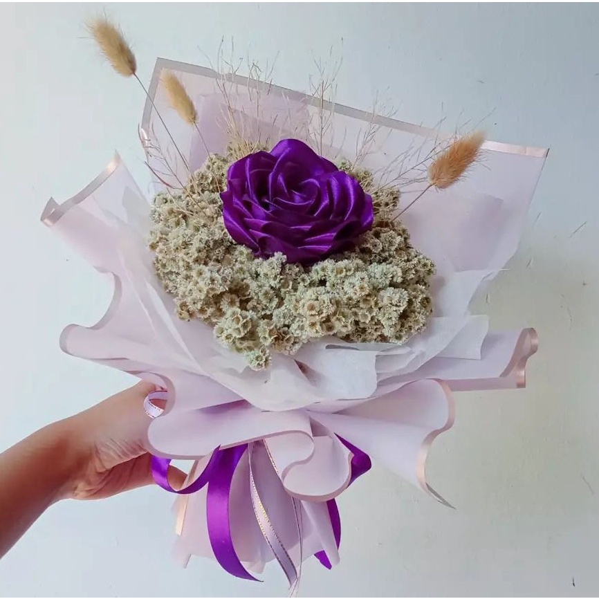 Jual Buket Bunga Mawar Satin Spray Rose dan Bunga Kering Large | dried ...