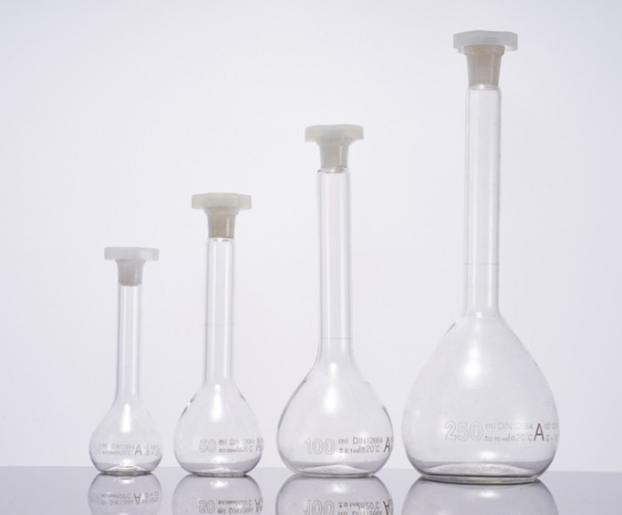 Jual BOMEX Volumetric Flask Plastic Stopper/Labu Ukur Tutup Plastik 200 ml | Shopee Indonesia