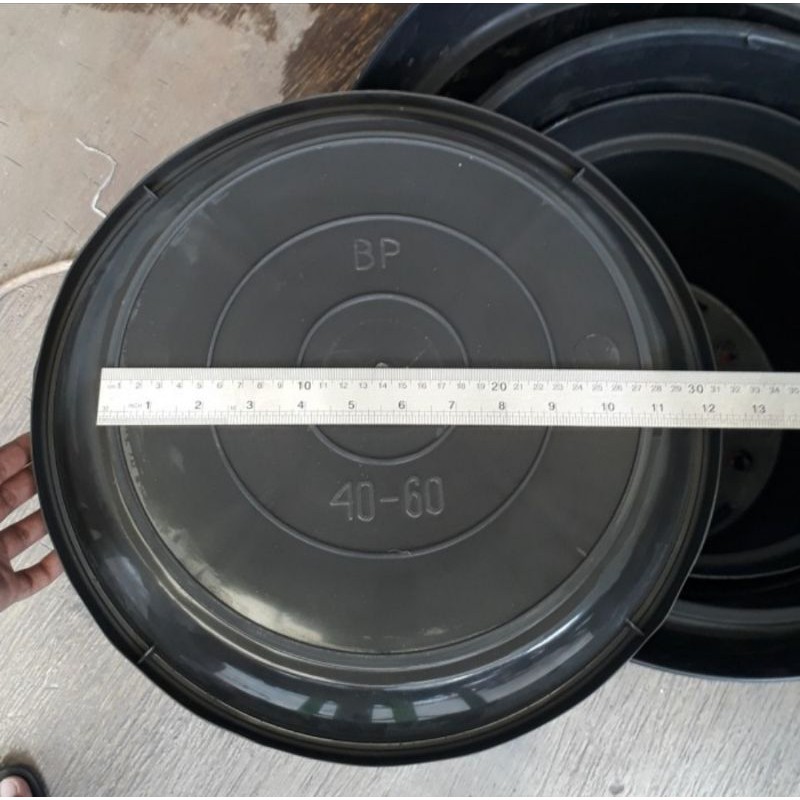 Jual alas pot tanaman diameter bawah 28 cm hitam, tatakan pot tabulapot ...