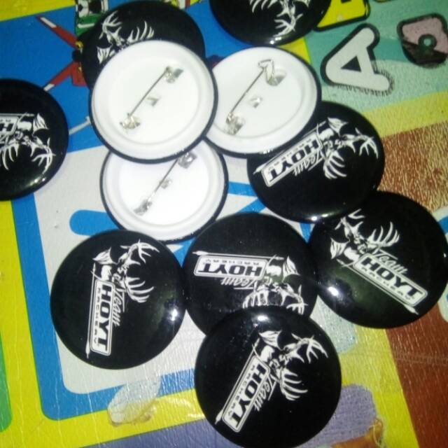 Jual Pin 44mm Murah, bisa custom, tanpa minimal order | Shopee Indonesia