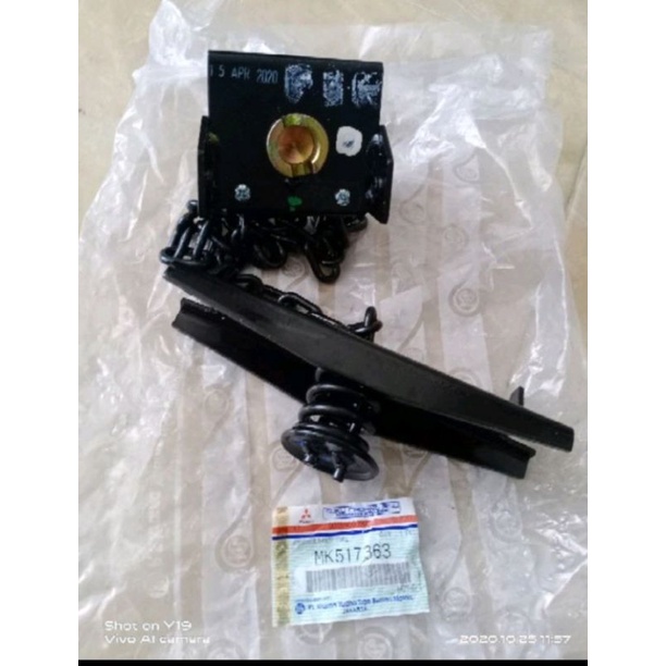 Jual gantungan kerekan ban serep canter,elf 100% orisinil KTB MK517363 ...