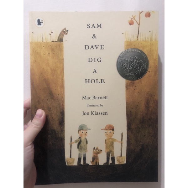 Jual buku anak SAM & DAVE DIG A HOLE story book import buku cerita ...