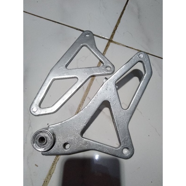 Jual besi kupingan rangka suzuki satria ru 120 lumba | Shopee Indonesia