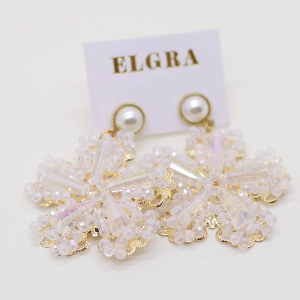 Jual YUNA - Stud Gold Beads Flower Earring | Shopee Indonesia