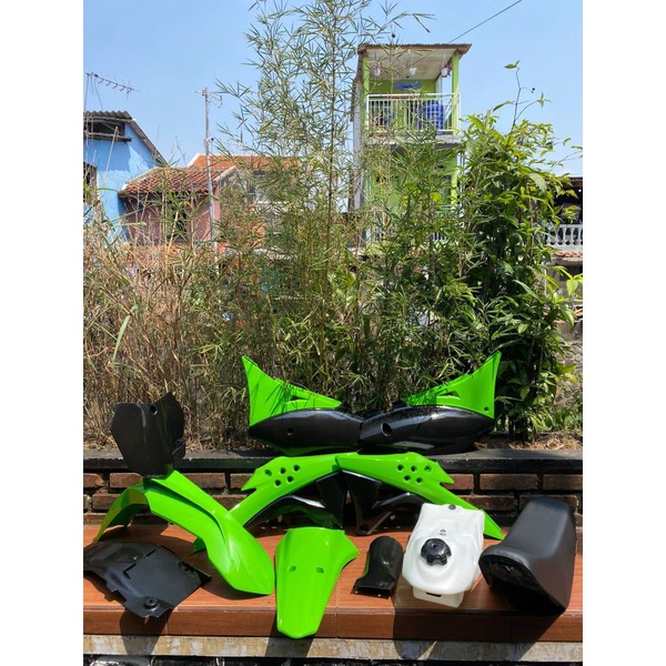 Jual Body Set GORDON PNP Kawasaki KlX 150 Full Set Warna Hitam | Shopee ...