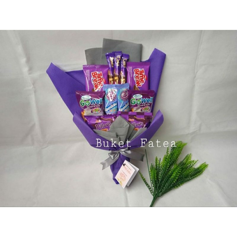Jual Bucket B18 buket snack murah buket jajan wisuda ungu | Shopee ...
