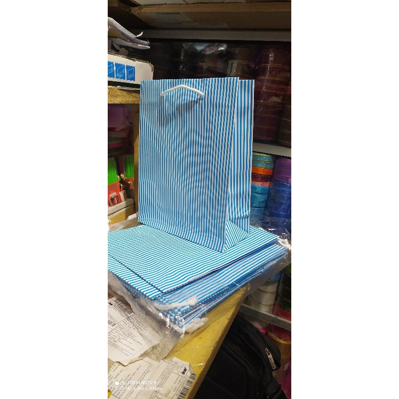 Jual Paper bag buku salur biru terlaris dan termurah isi 12pcs | Shopee ...