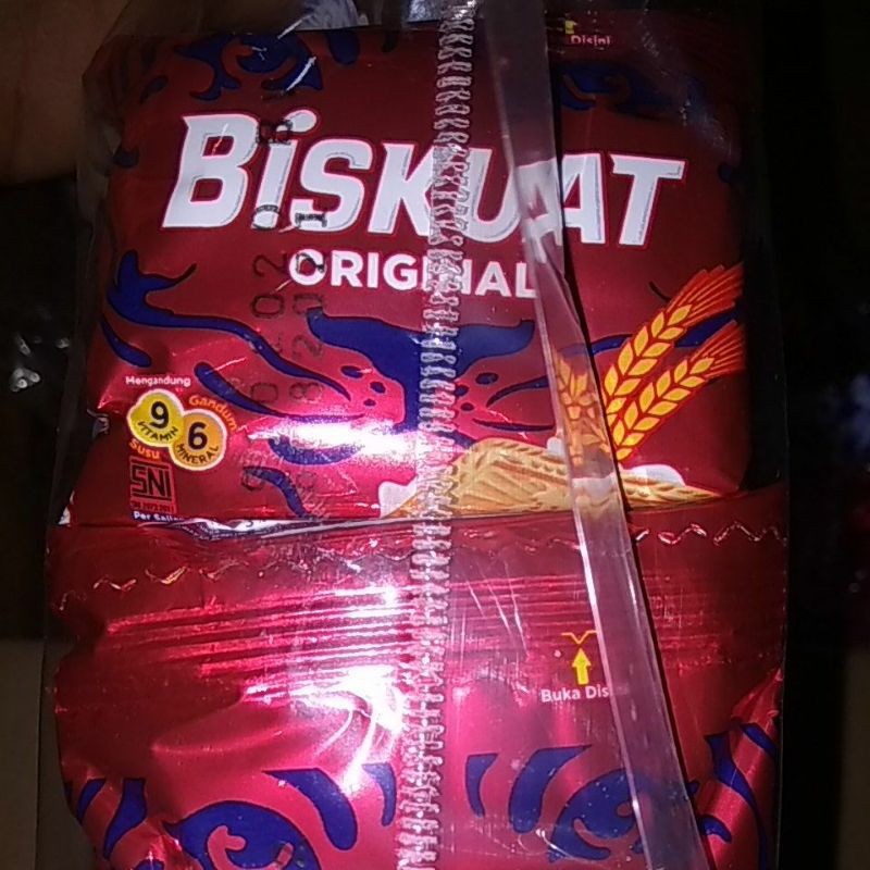 Jual biskuat biskuit susu 10gram 20sachet | Shopee Indonesia