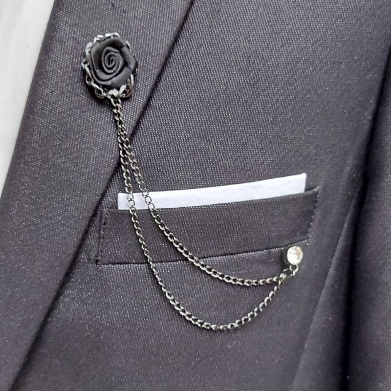 Jual Lapel pin rantai/bros rantai jas - mawar metal gun | Shopee Indonesia