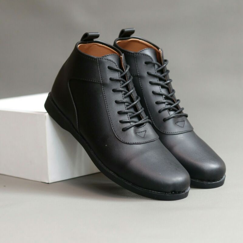 Jual SepatuFormal Pantofel pria Resmi Formal Hitam Kuliah Kondangan Kerja PNS Guru HS4001 ...